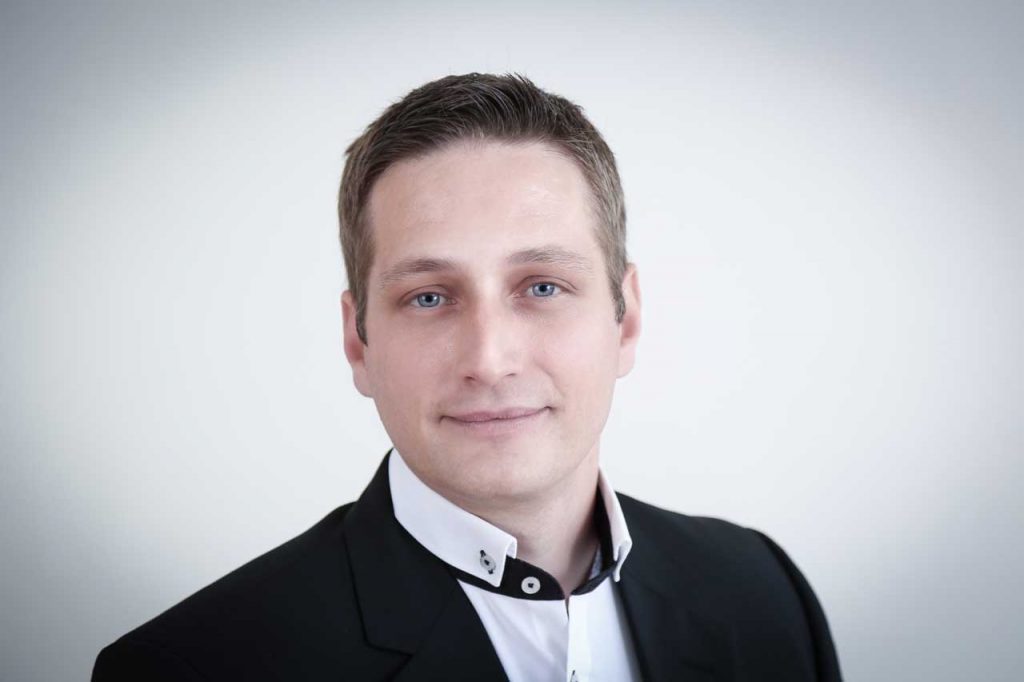 Elektrik & Software für Schienenfahrzeuge - CE Cideon Engineering